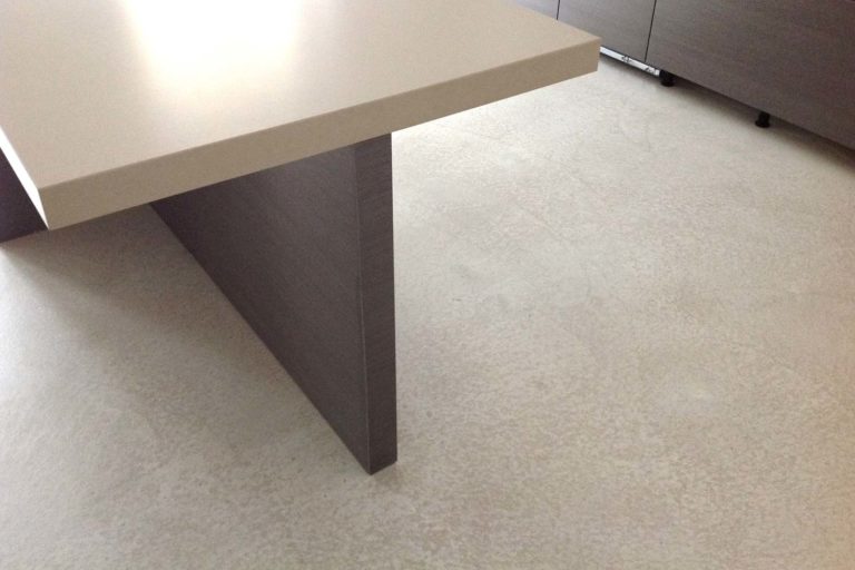 SICHTBETONBODEN FÜR WOHNUNG & GEWERBE