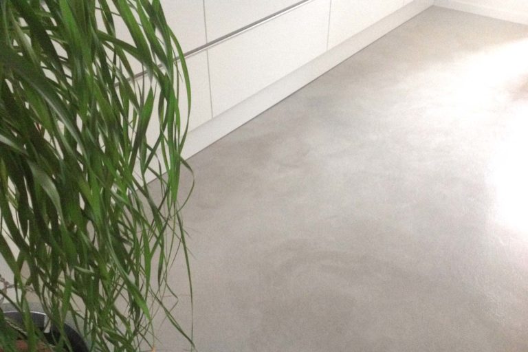 SICHTBETONBODEN FÜR WOHNUNG & GEWERBE